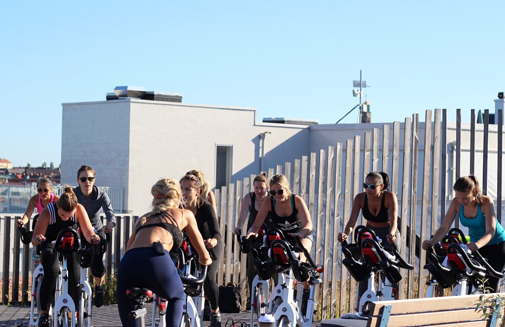 ROOFTOP SUMMER SPINNING – Jasmine Elnadeem